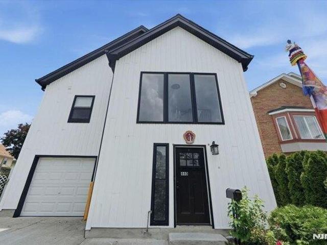 5 bedroom, Lyndhurst NJ 07071 103605551