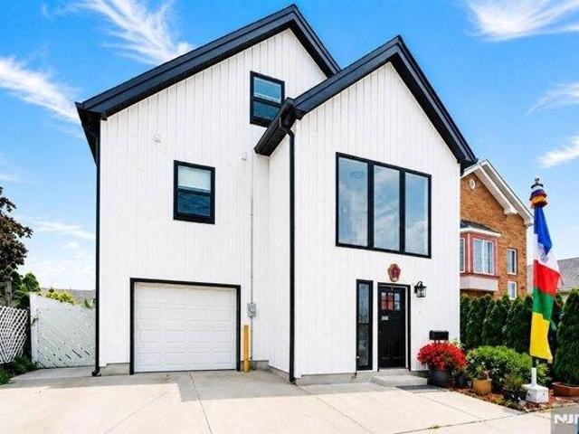 5 bedroom, Lyndhurst NJ 07071 104869824