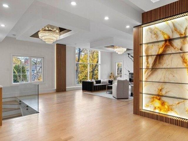 5 bedroom, Lynnfield MA 01940 102780012