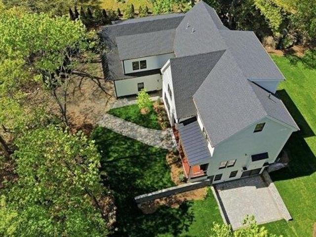 5 bedroom, Lynnfield MA 01940 103162846
