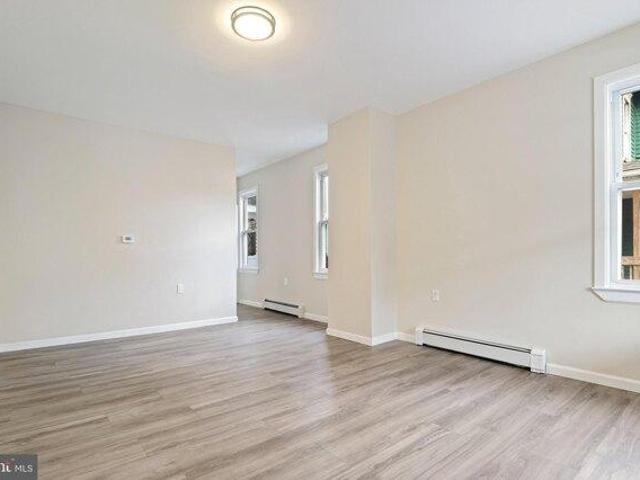 5 bedroom, m NJ 08079 102317628