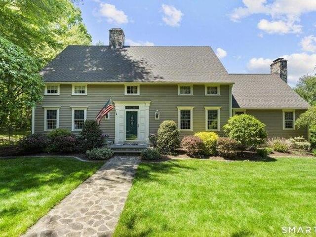 5 bedroom, Monroe CT 06468 104870286