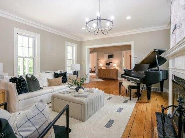 5 bedroom, Montclair NJ 07043 105193048
