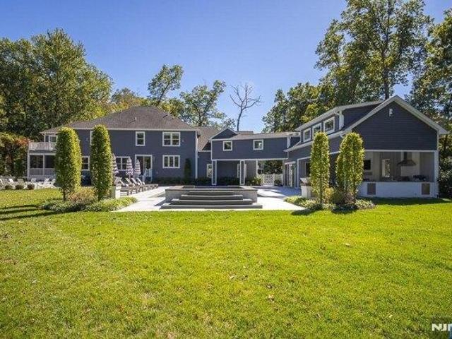 5 bedroom, Montvale NJ 07645 LS102312361