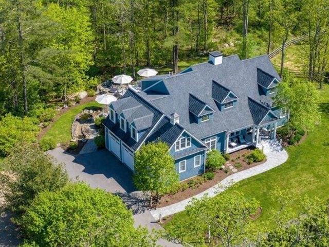 5 bedroom, Mattapoisett MA 02739 102412040