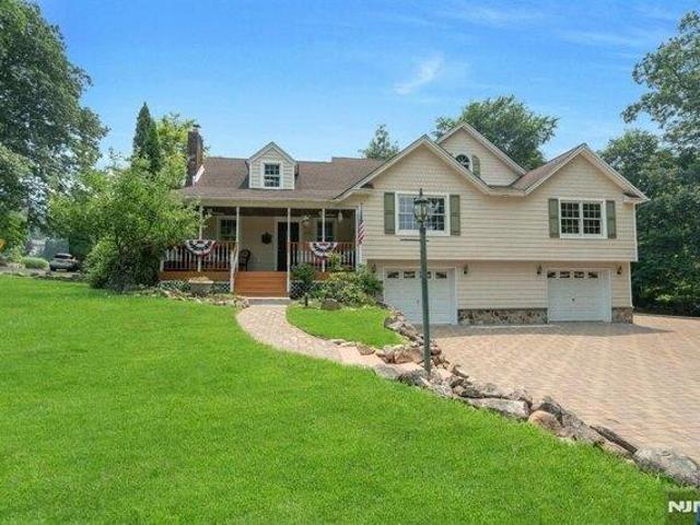 5 bedroom, Mahwah NJ 07430 104478180