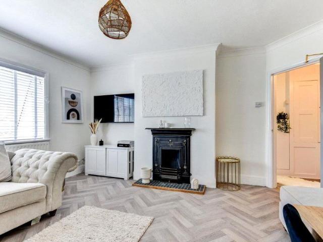 5 bedroom maisonette to rent Stocker Road, Bognor Regis, West Sussex, PO21
