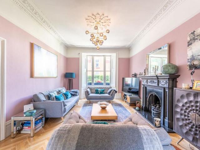 5 bedroom maisonette to rent