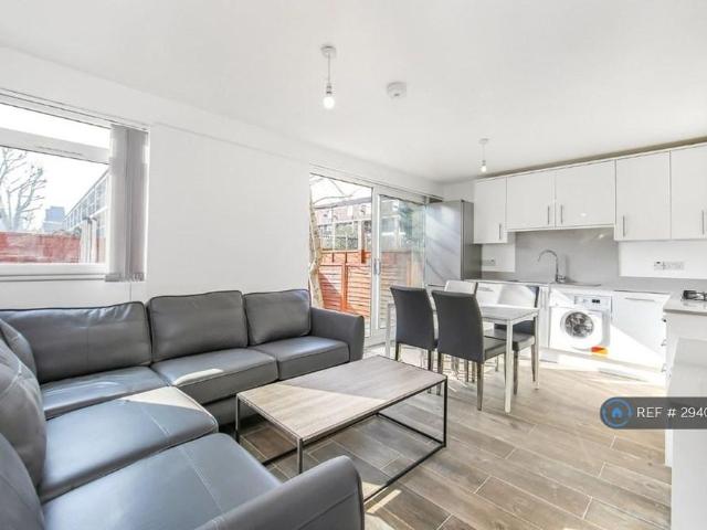 5 bedroom maisonette to rent
