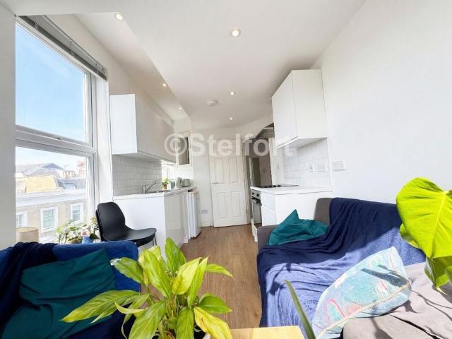 5 bedroom maisonette to rent