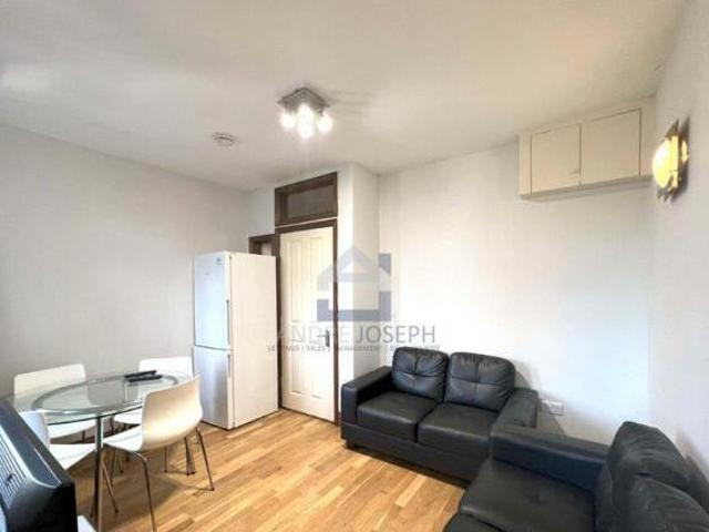 5 Bedroom Maisonette For Rent In Tooting Bec, London