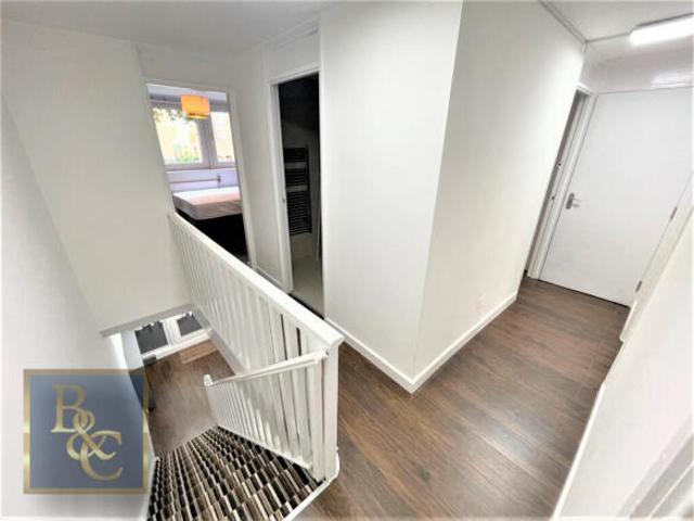 5 bedroom maisonette for rent in Woodhall, Robert Street, Euston, NW1
