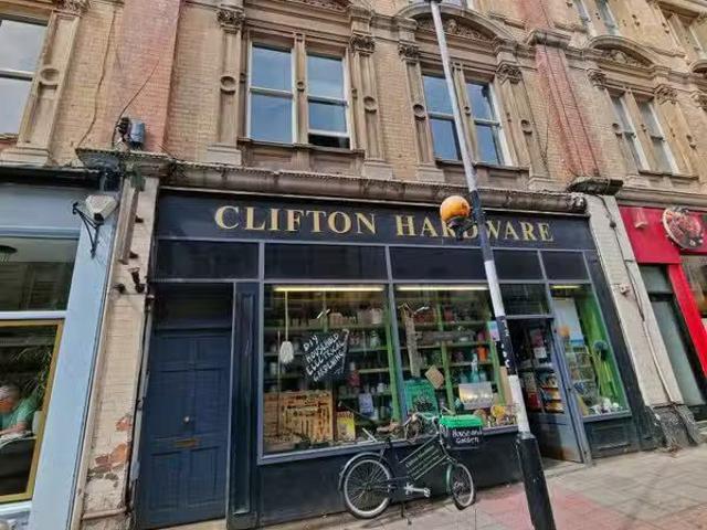 5 bedroom maisonette for rent in Regent Street – Ref 001, BS8