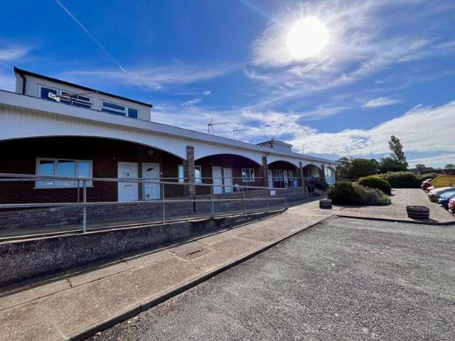 5 Bedroom Maisonette Flat