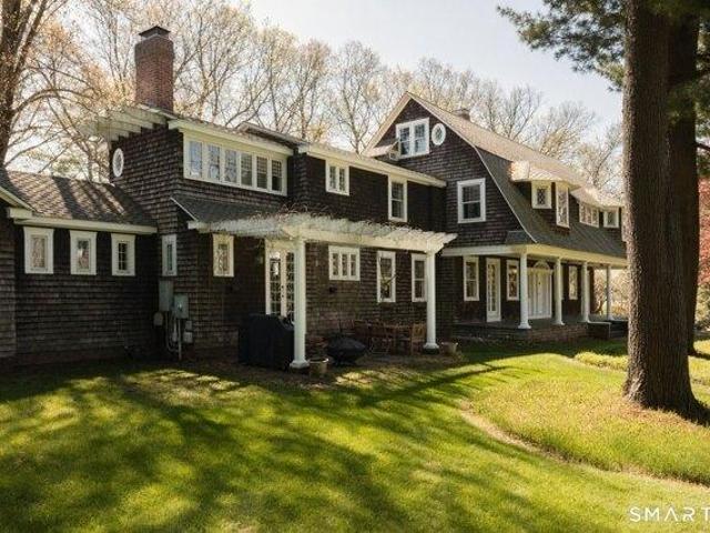 5 bedroom, Manchester CT 06040 101898226