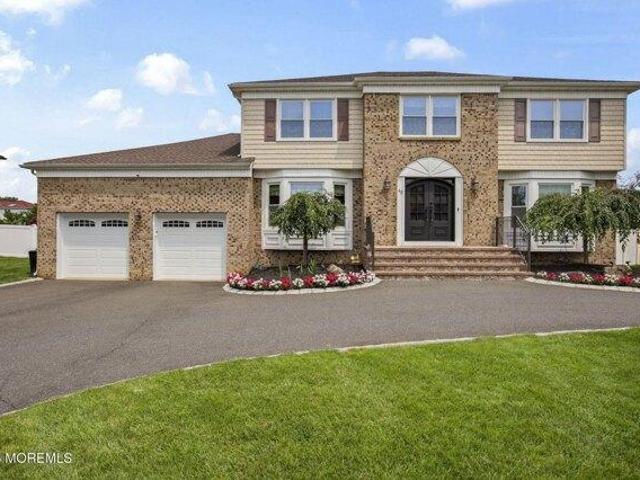 5 bedroom, Manalapan NJ 07726 105141844