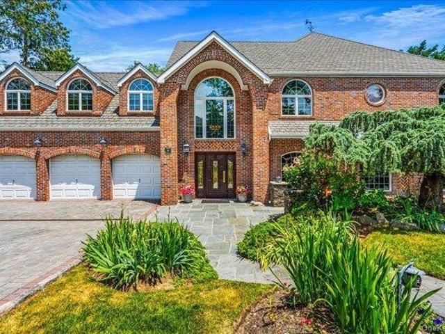 5 bedroom, Manhasset NY 11030 105192120