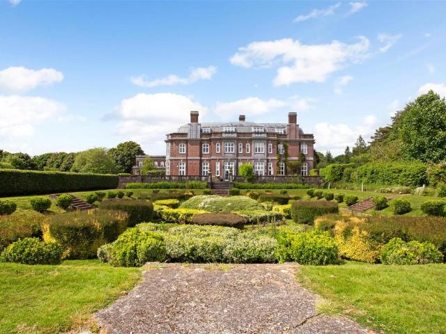 5 bedroom manor house for sale