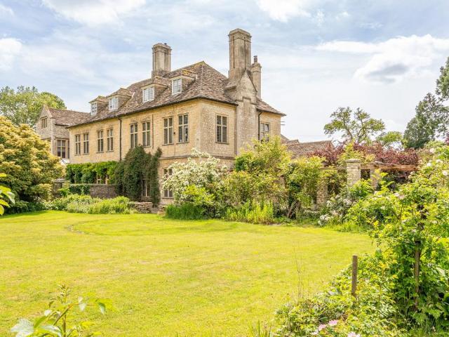 5 bedroom manor house for sale