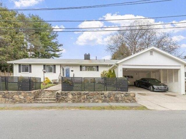 5 bedroom, Marblehead MA 01945 LS102062558