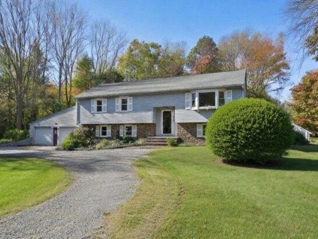 5 bedroom, Marshfield MA 02050 LS102373176