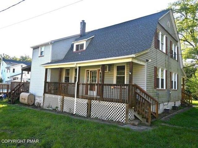 5 bedroom, Martins Creek PA 18063 103627047