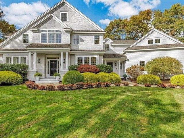 5 bedroom, Mashpee MA 02649 102370576