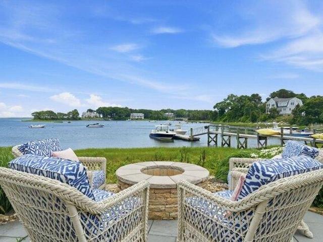 5 bedroom, Mashpee MA 02649 104852175