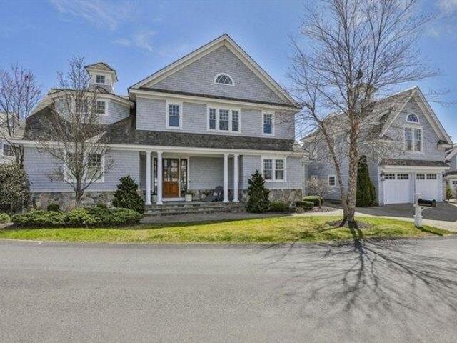 5 bedroom, Mashpee MA 02649 104297021