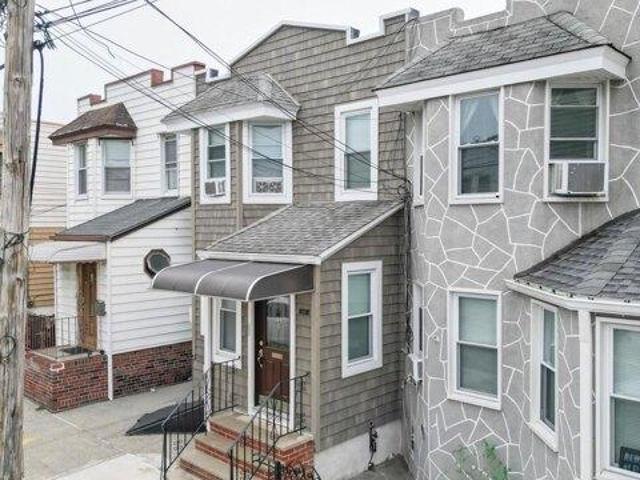 5 bedroom, Maspeth NY 11378 105205177