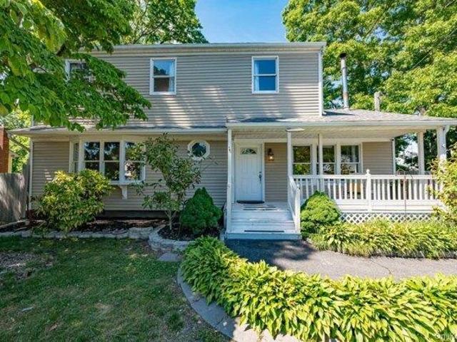 5 bedroom, Mastic NY 11950 104922176