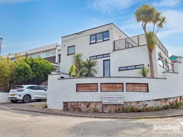5 bedroom mews for sale