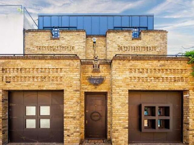 5 Bedroom Mews Property For Sale In Camden