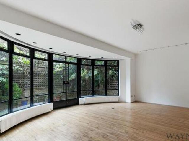 5 Bedroom Mews Property For Rent In Camden
