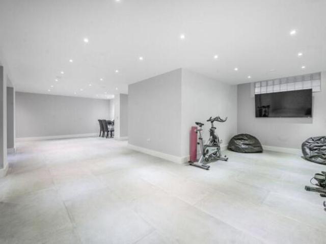 5 bedroom mews property for rent in Eaton Mews North, Belgravia, London, SW1X