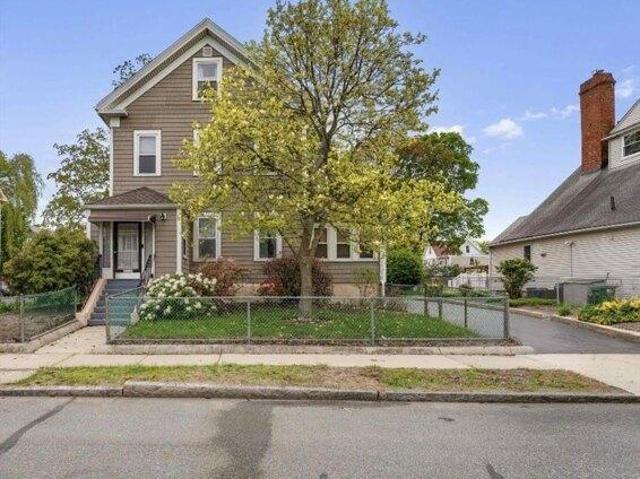 5 bedroom, Medford MA 02155 102724300
