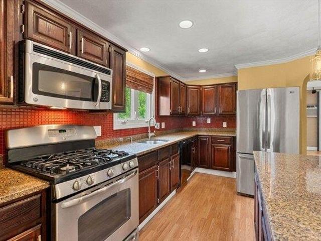 5 bedroom, Medford MA 02155 104790531