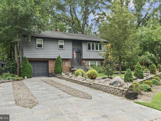 5 bedroom, Medford NJ 08055 LS101661401