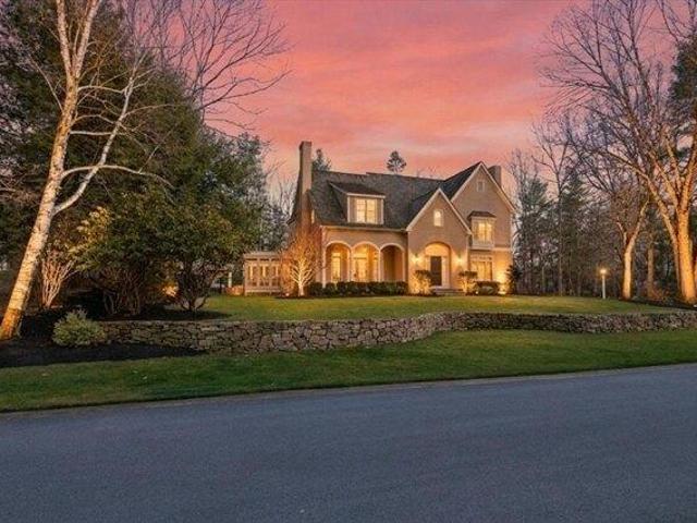 5 bedroom, Medfield MA 02052 102444909