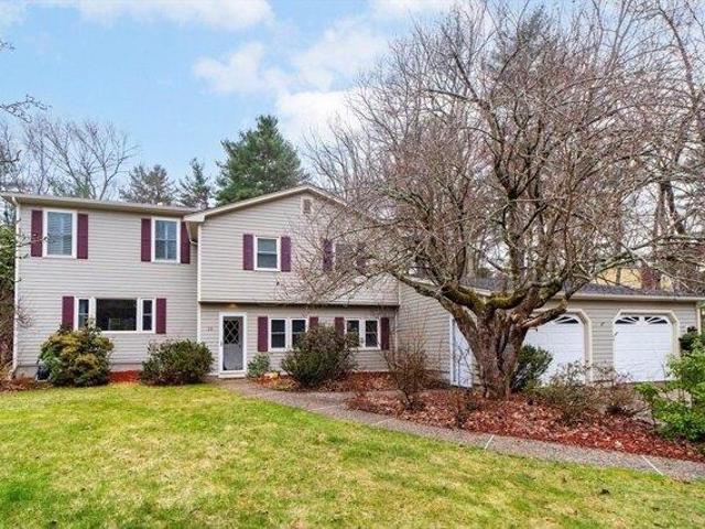 5 bedroom, Medfield MA 02052 103016344