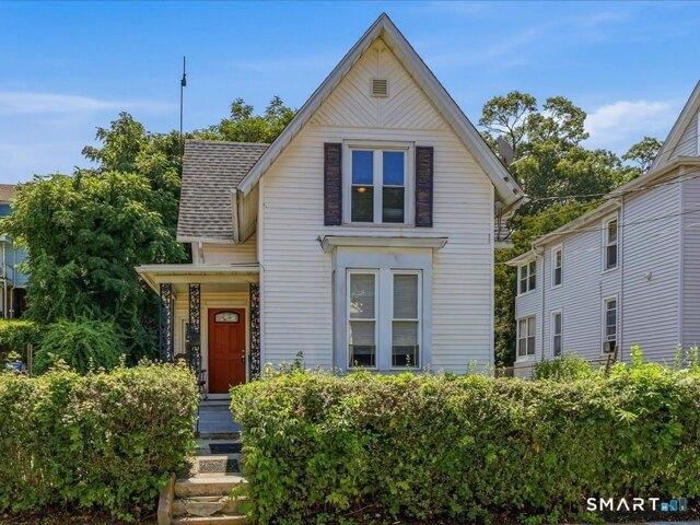 5 bedroom, Meriden CT 06451 104608810