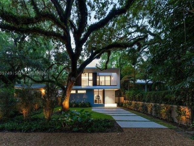 5 bedroom, Miami FL 33133 104898519