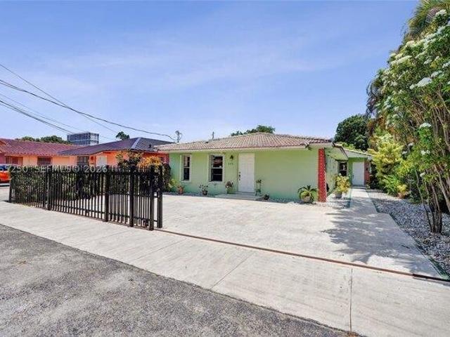5 bedroom, Miami FL 33133 104900563