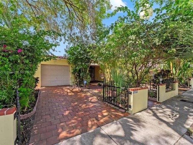 5 bedroom, Miami FL 33145 LS92751798