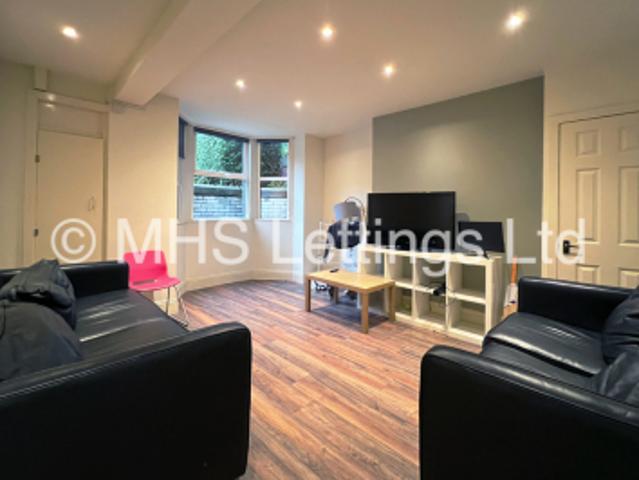 5 Bedroom Mid Terraced House for rent in Bennett Road, LS6 from just £120pppw without bills £144pppw with unlimited bills | MHS Lettings