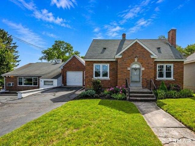 5 bedroom, Middletown CT 06457 104191625