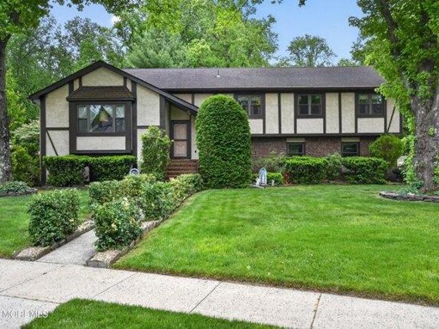 5 bedroom, Middletown NJ 07748 LS102727362