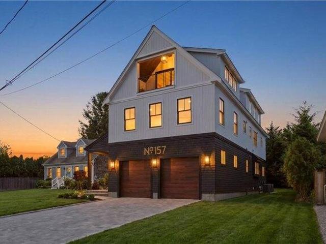 5 bedroom, Middletown RI 02842 104831011
