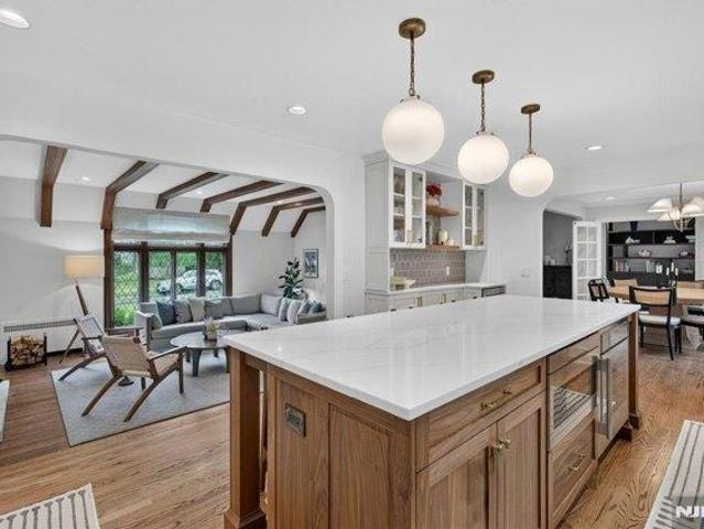 5 bedroom, Millburn NJ 07078 103601009