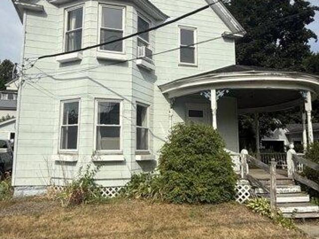 5 bedroom, Millinocket ME 04462 102670105